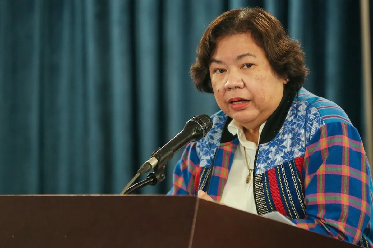Mga senador, nagpaabot ng pakikiramay sa mga naulila ni DMW Sec. Toots ... Mga senador, nagpaabot ng pakikiramay sa mga naulila ni DMW Sec. Toots ...
