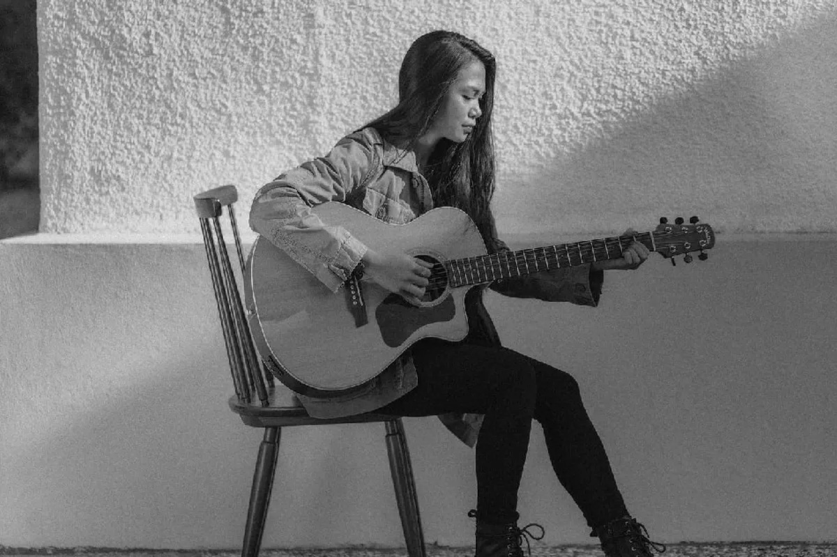 Indie singer Dey Rose's debut album is a phoenix from the ashes of a ...