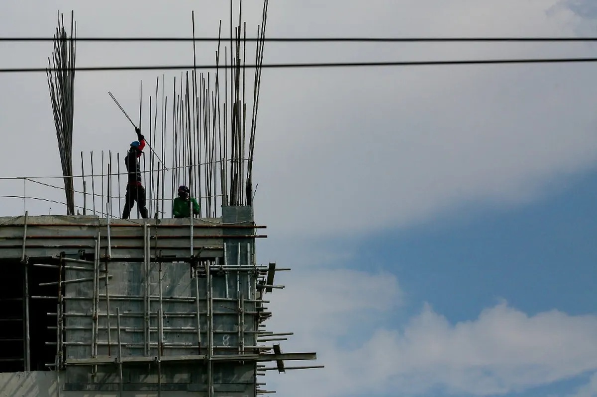 Gov't urged to ramp up infra maintenance, rehab | ABS-CBN News