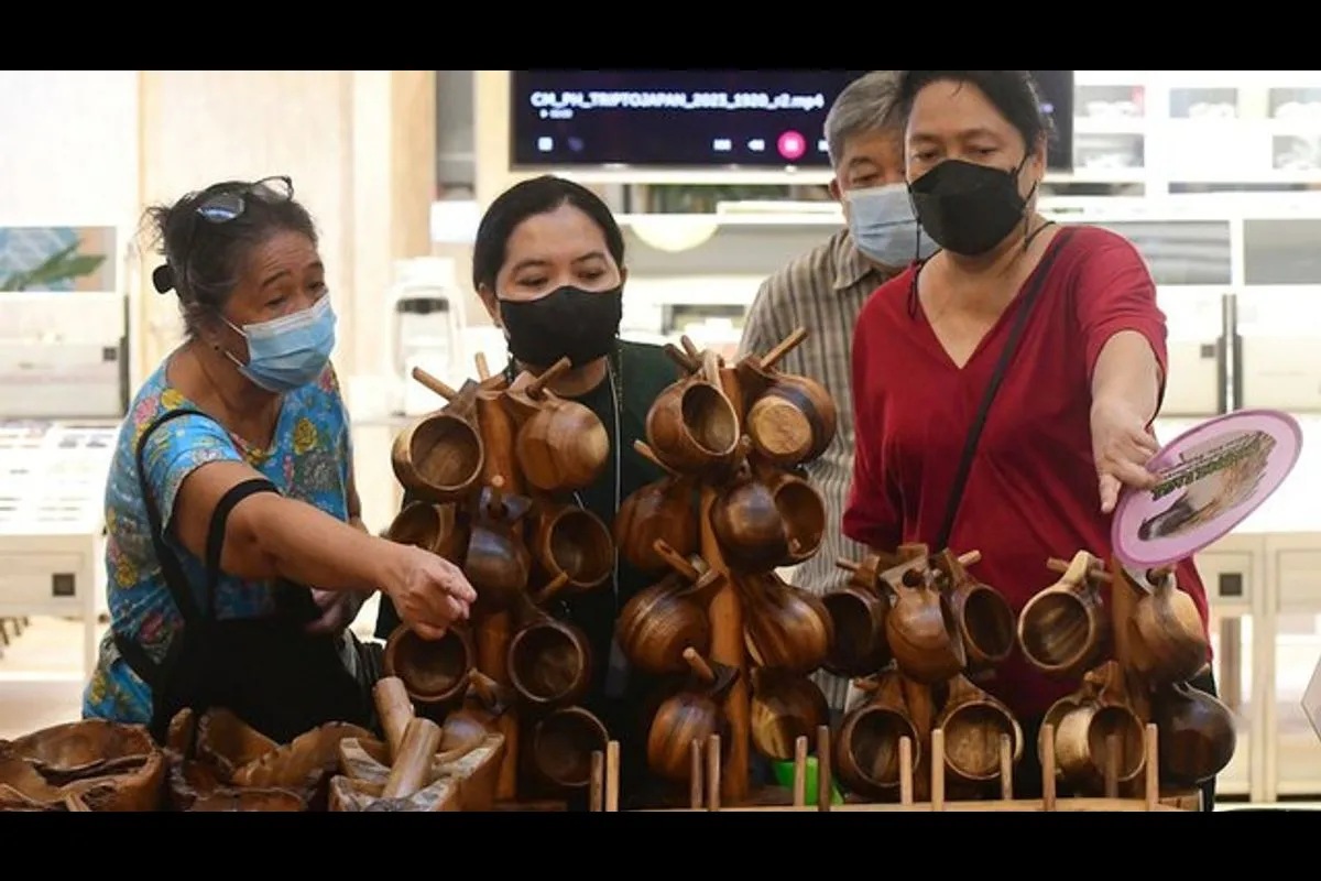 PH forms One Town, One Product program in new law | ABS-CBN News
