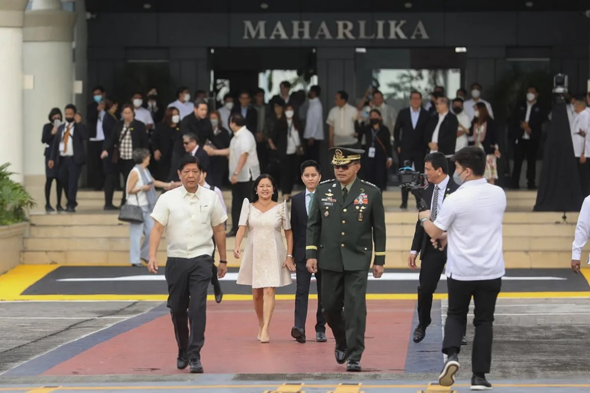 Marcos attending WEF in Davos 'significant' for ASEAN, inflation ...