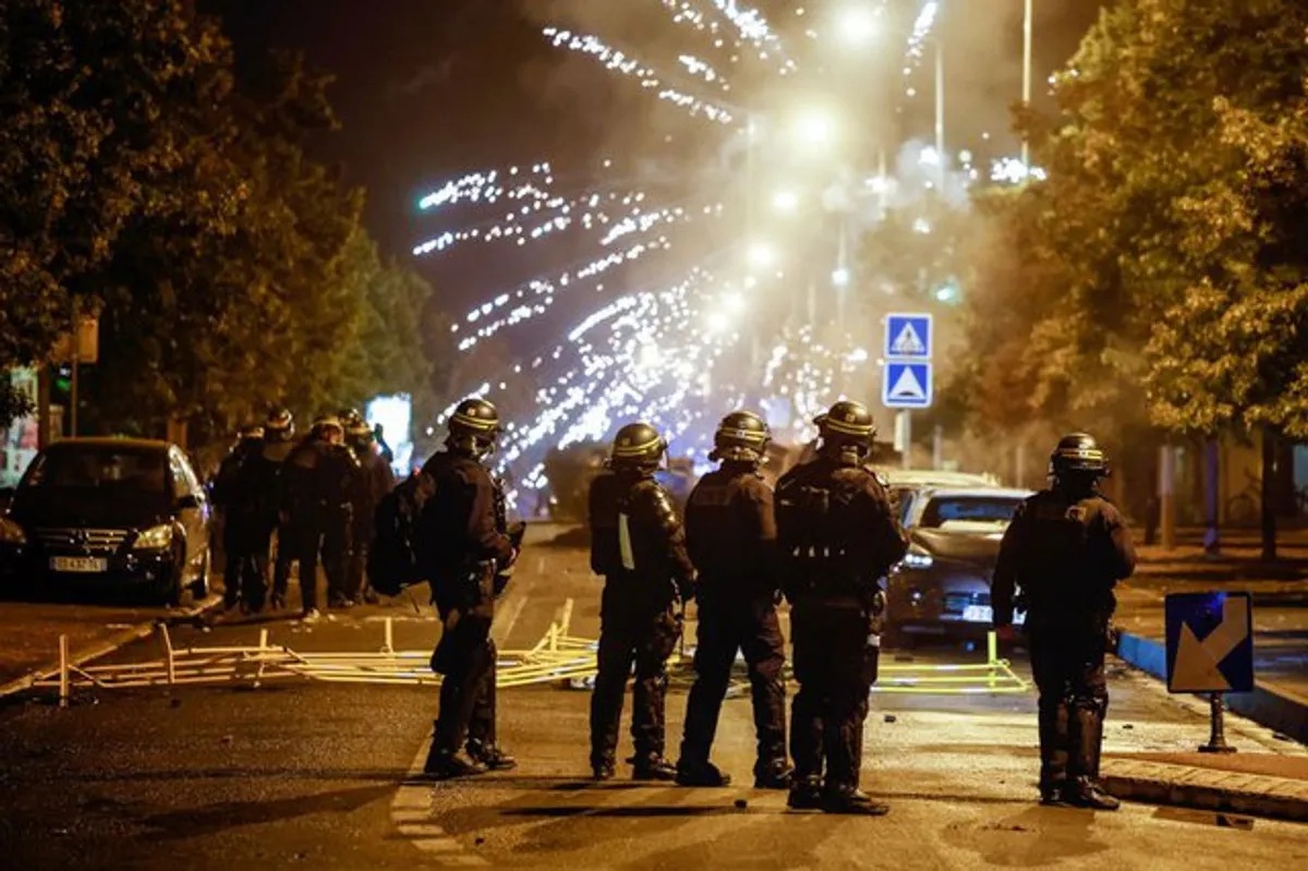 Riots erupt in France after police shooting | ABS-CBN