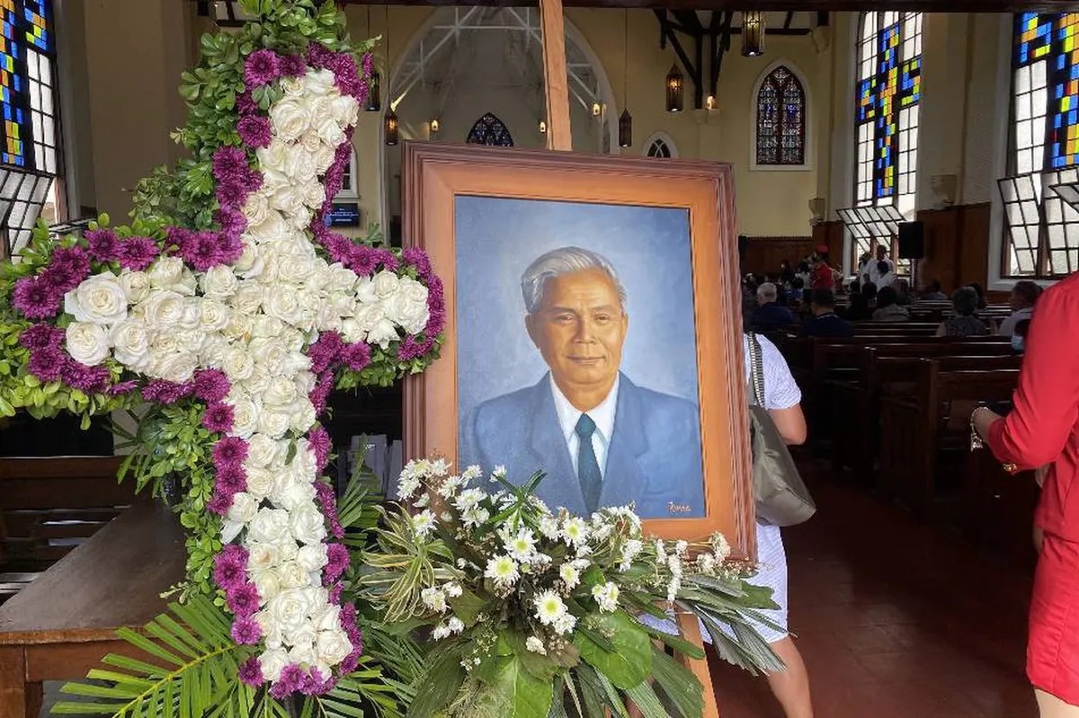 National Scientist Angel Alcala laid to rest with full military honors ...