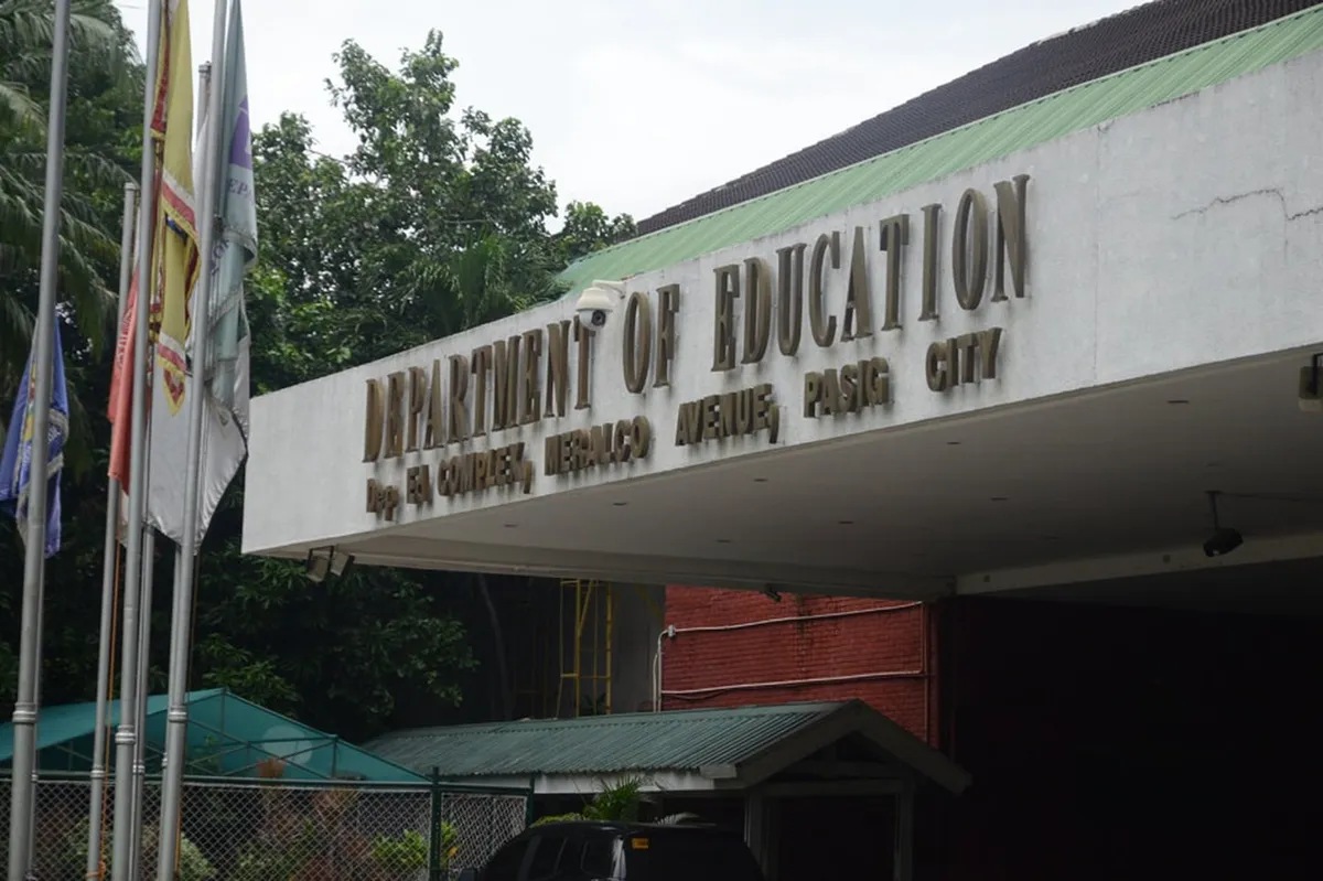 DepEd laptop project overpriced by nearly P1 billion: Senate panel ...