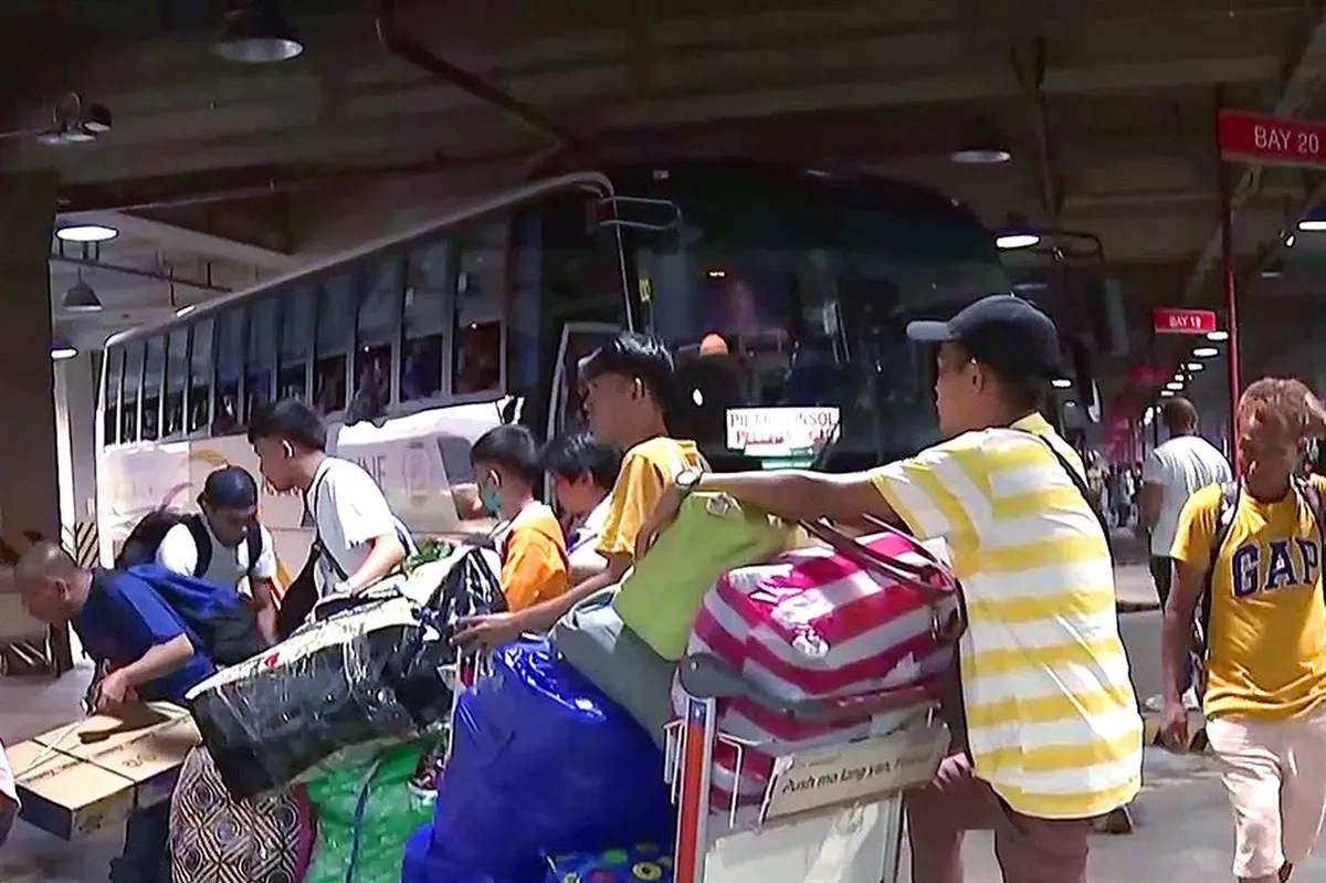 Bus operators naniniwalang balik pre-pandemic level ang dami ng ...