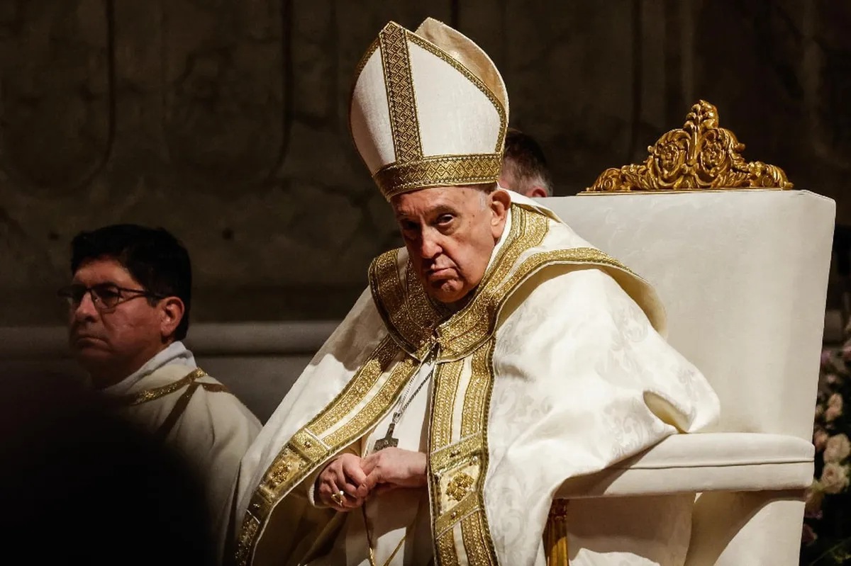 Pope, back from illness, expected for Easter Mass | ABS-CBN