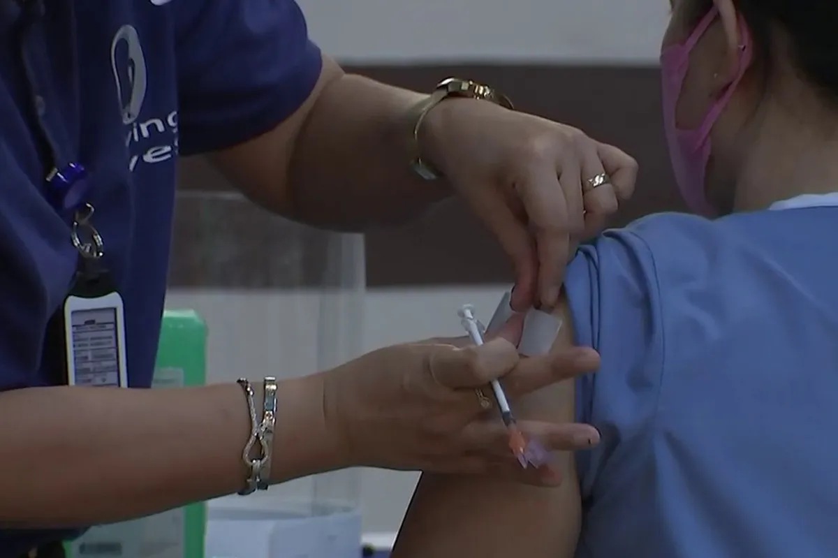 DOH issues guidelines on 2nd COVID-19 booster shots | ABS-CBN News