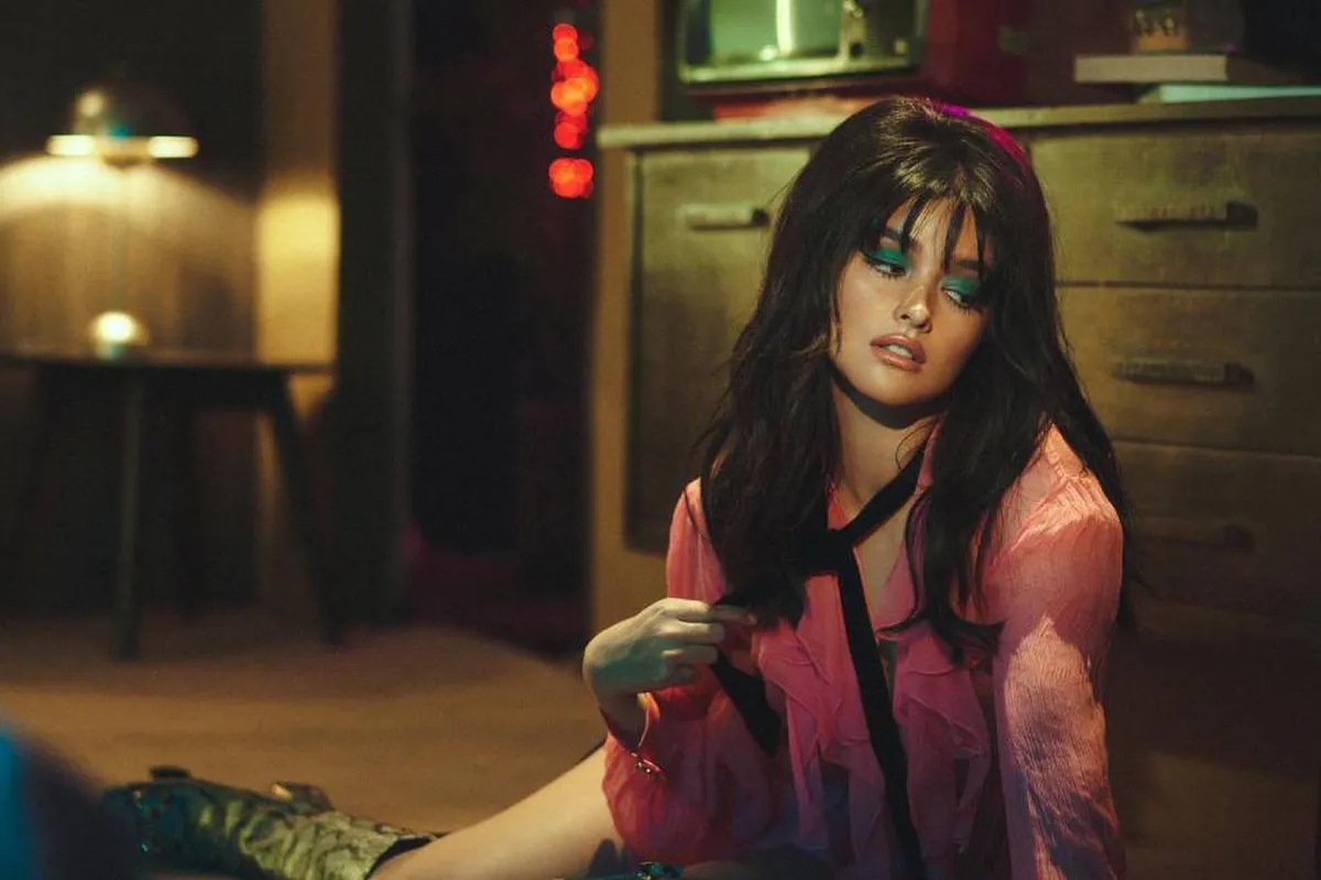 LOOK: Liza Soberano stuns in fashion shoot | ABS-CBN Entertainment