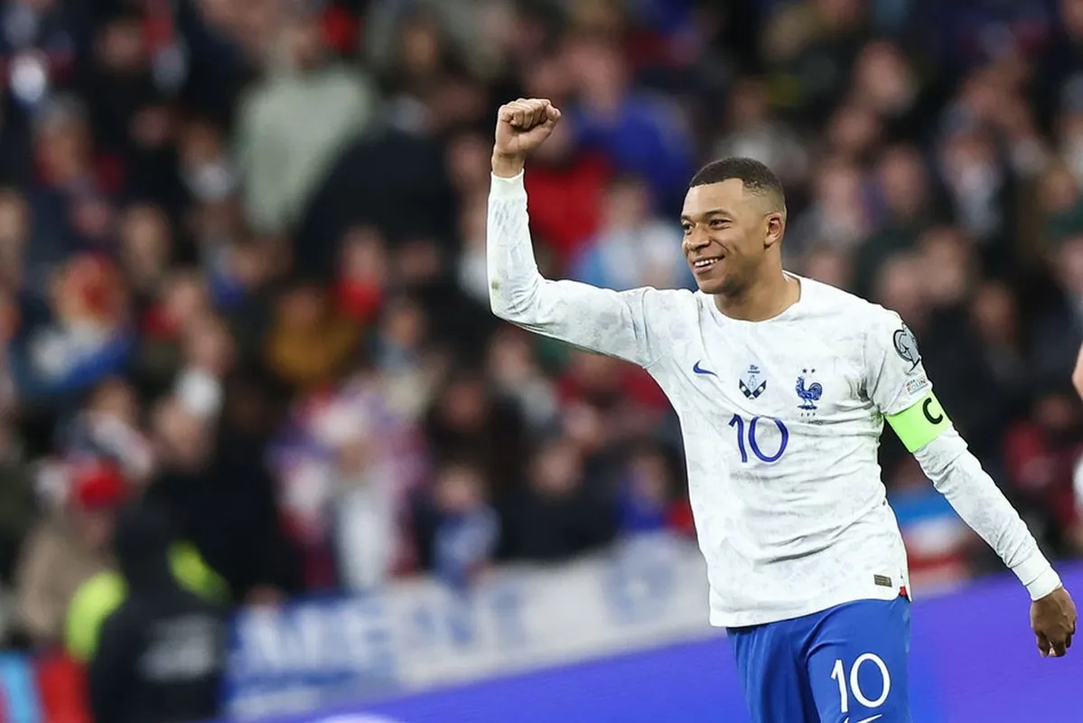 Football: Mbappe and France crush Netherlands, Lukaku hits Belgium hat ...