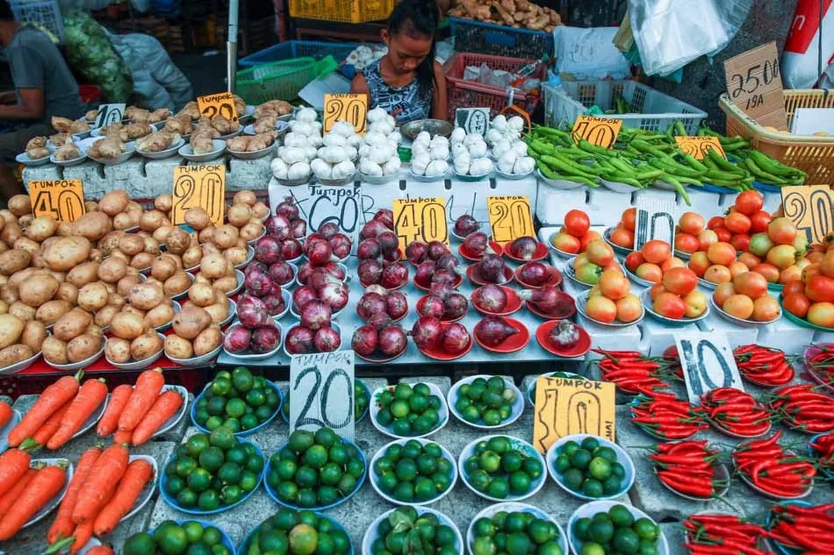 Higher prices push consumers to buy smaller portions | ABS-CBN News