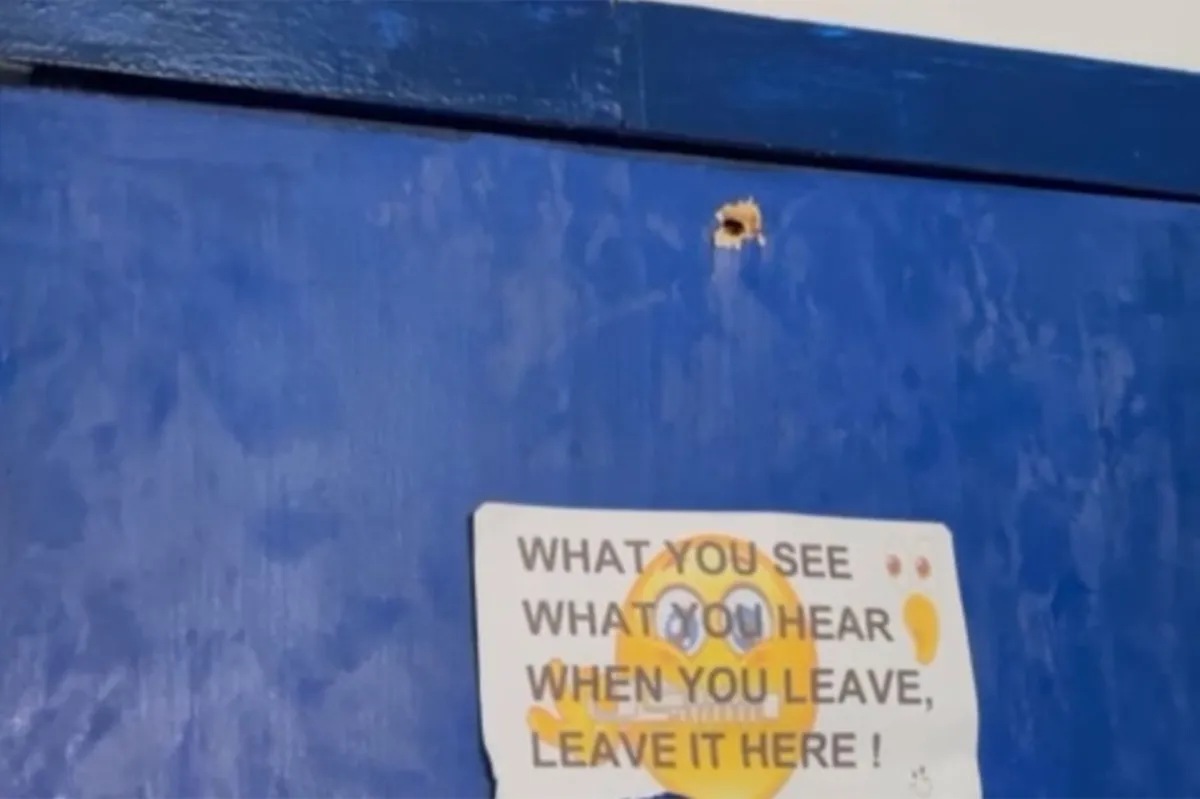 Police drug enforcement office sa Caloocan pinaulanan ng bala ...