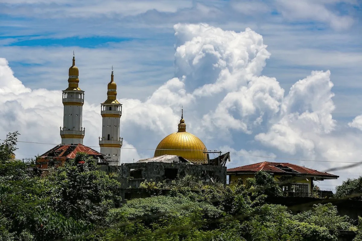 Reconstruction of public infra 'almost complete' in Marawi 6 years ...