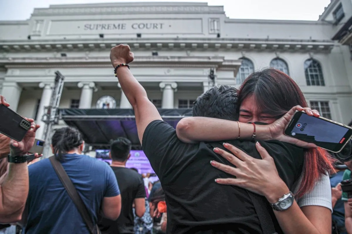 Bar passer advises law students to review early | ABS-CBN News