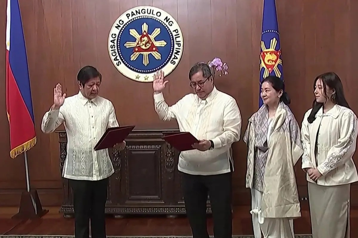 Former COVID-19 task force adviser Ted Herbosa sworn in as health ...