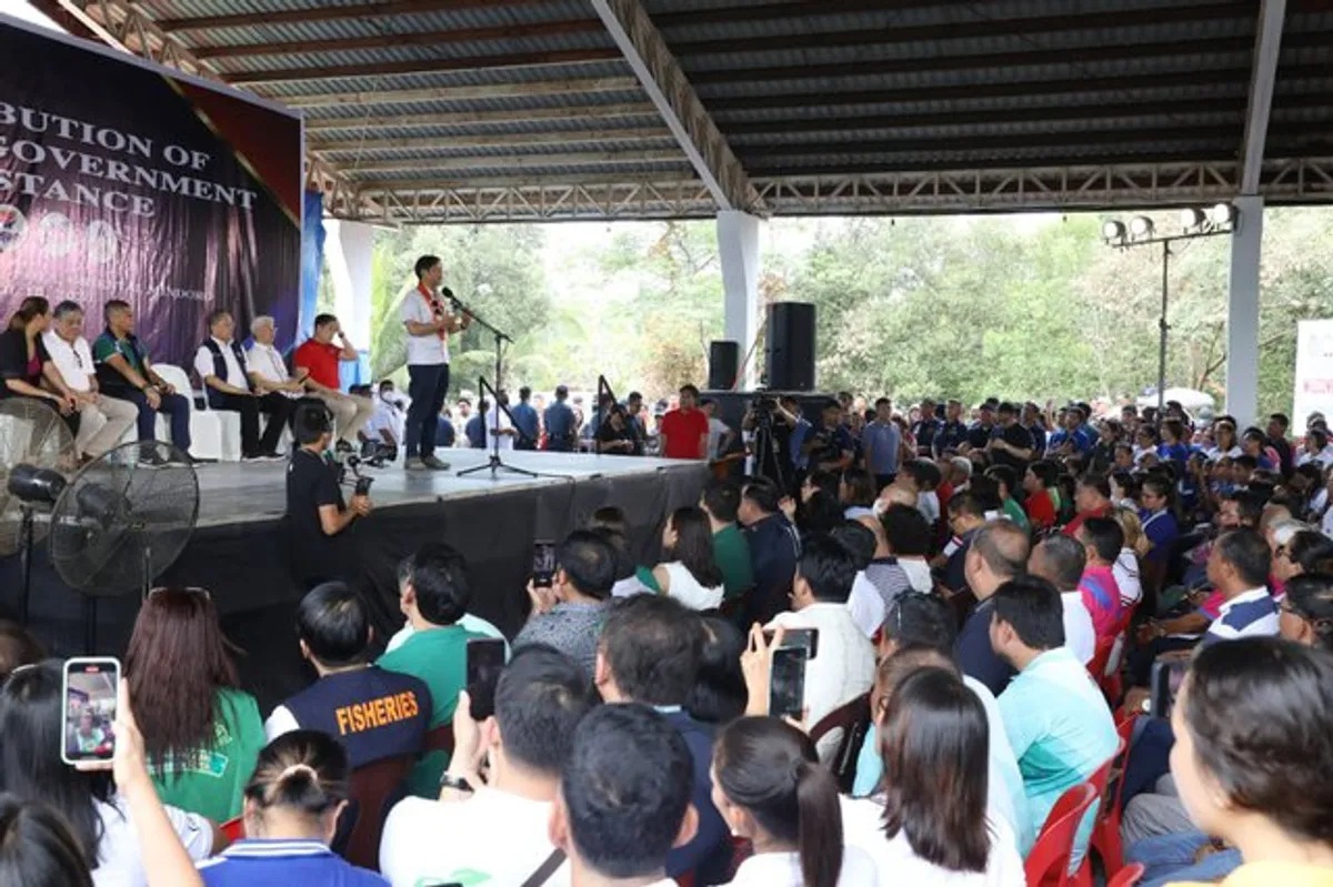 Gov't eyes solar, wind power to solve Mindoro’s energy issues: Marcos ...