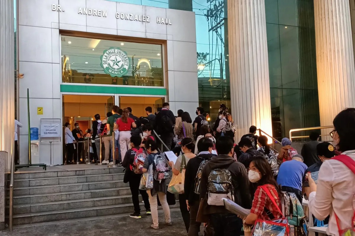 More than 9,000 examinees take the 2022 Bar Examinations | ABS-CBN News
