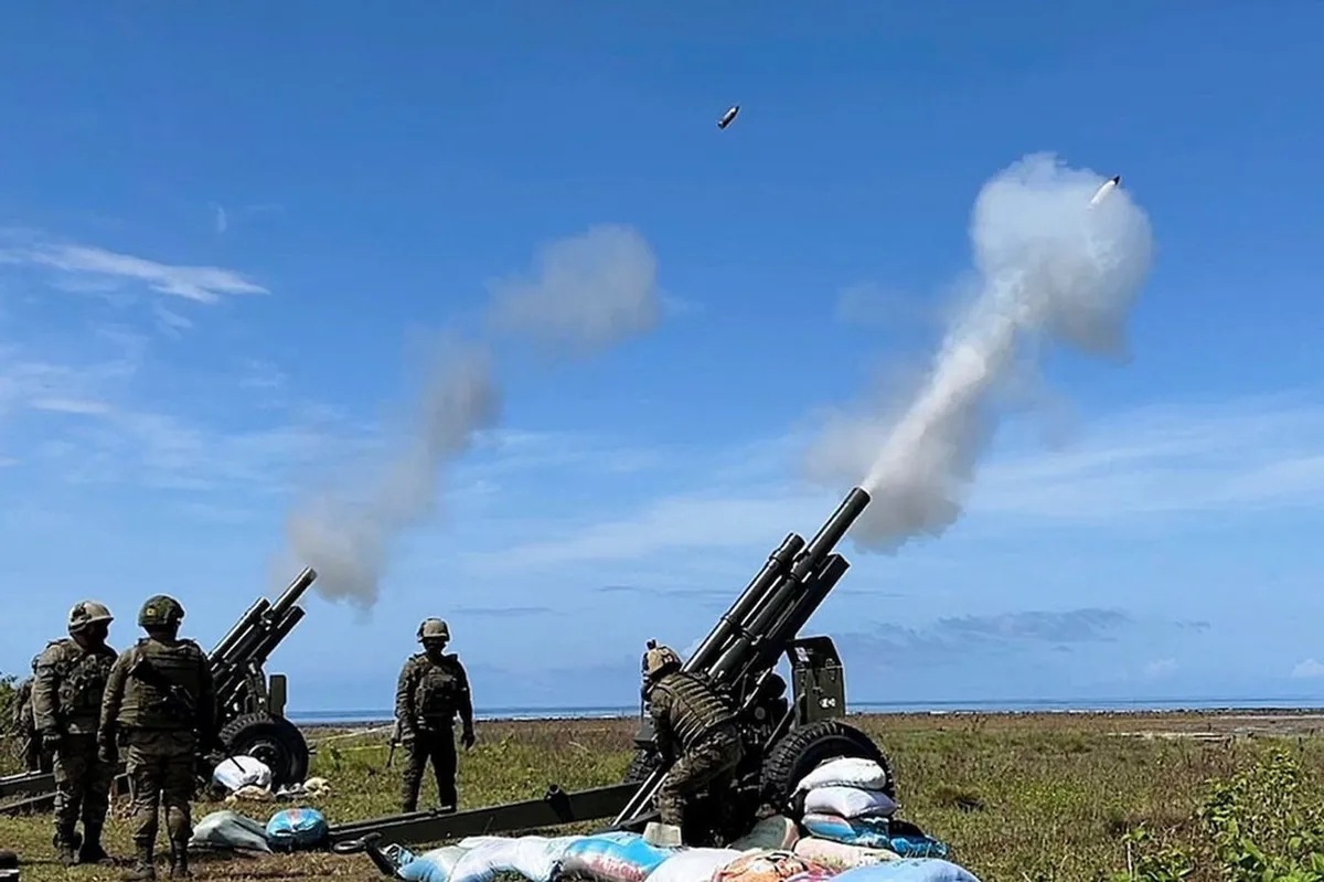 Czech Republic eyes delivering aircraft for PH Coast Guard, rearmament deal for Army | ABS-CBN News