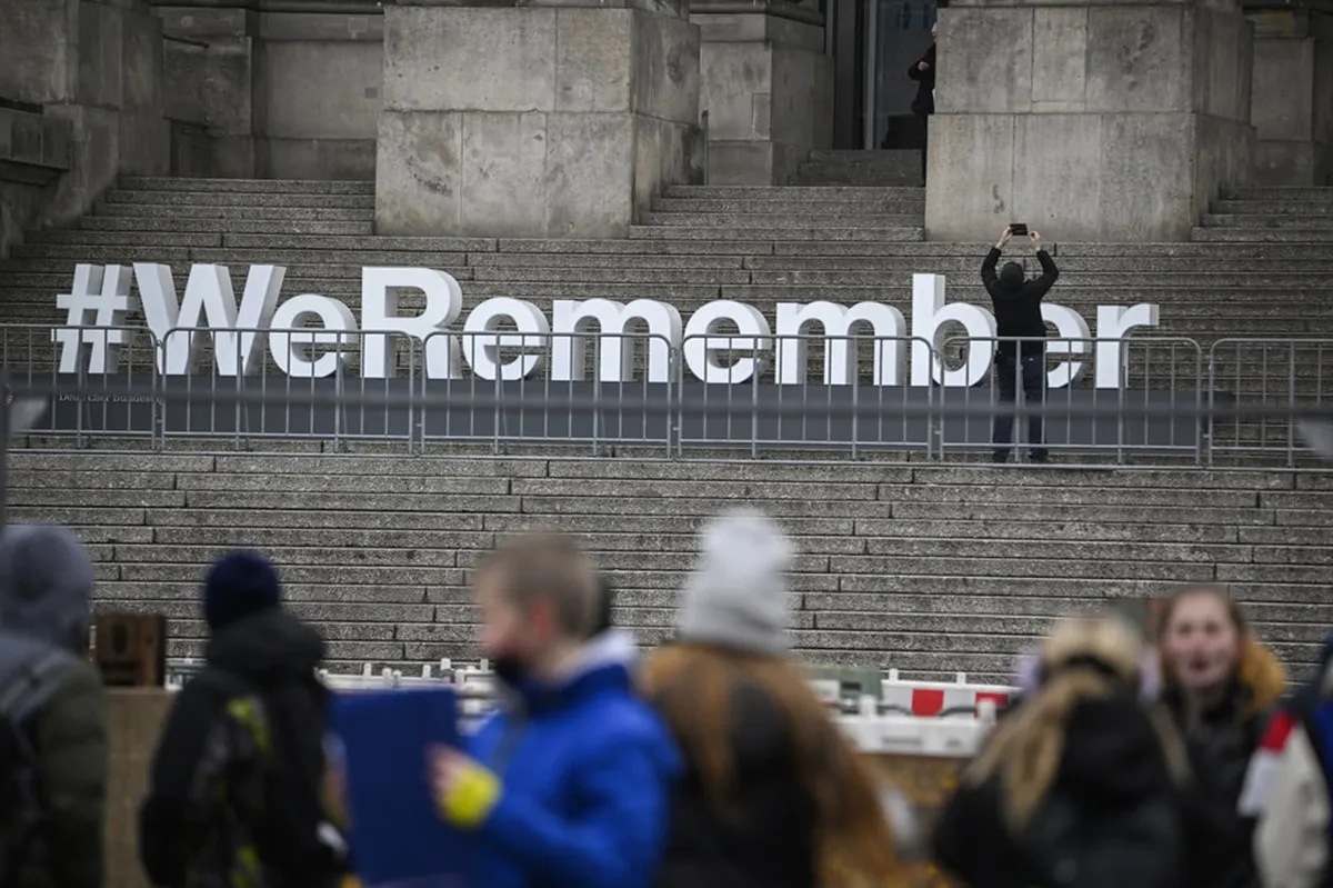 In a first, German parliament spotlights Nazis' LGBTQ victims | ABS-CBN