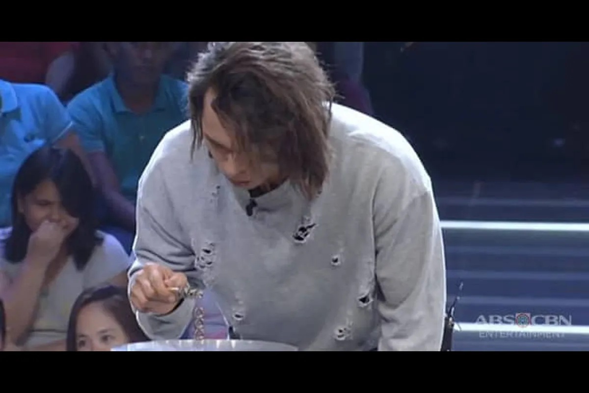 Minute To Win It: Jake, nasubok ang galing sa level 1 game | The ...