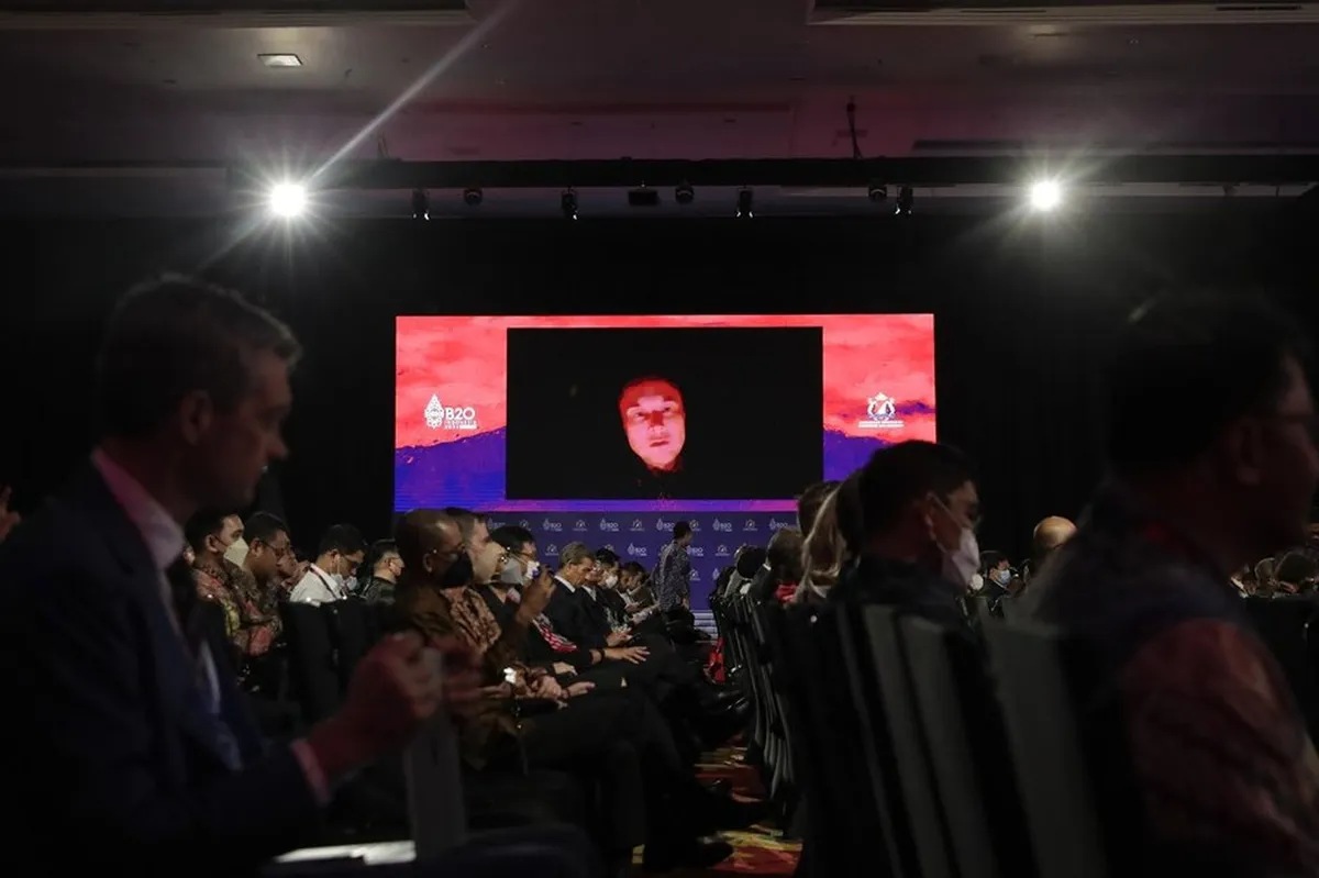 Musk sees aliens, tunnels in a candlelit G20 vision of the future | ABS ...