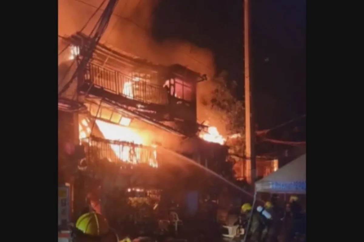 3 sugatan, 500 pamilya apektado sa sunog sa Quezon City | ABS-CBN News