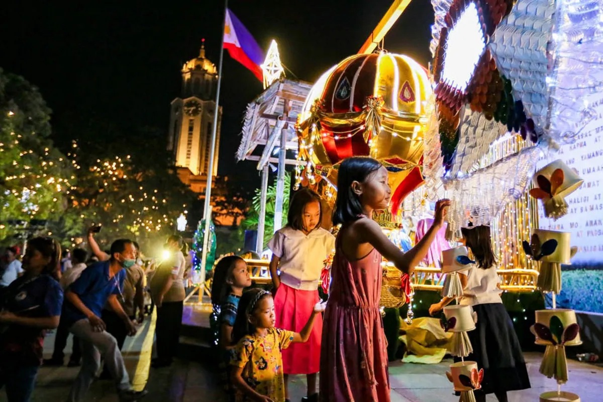 Manila lights up for Christmas | ABS-CBN Lifestyle