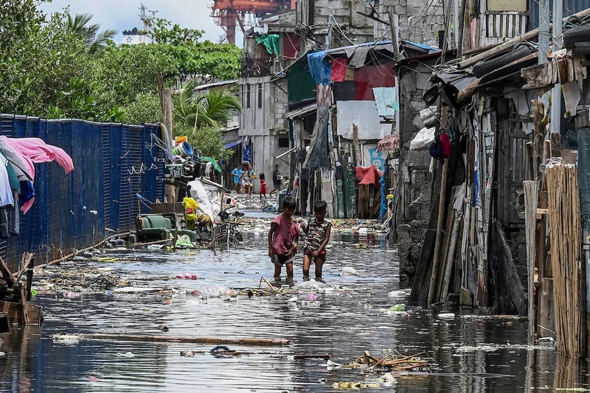 Marcos admin should battle inflation 'head on' to get better approval ...