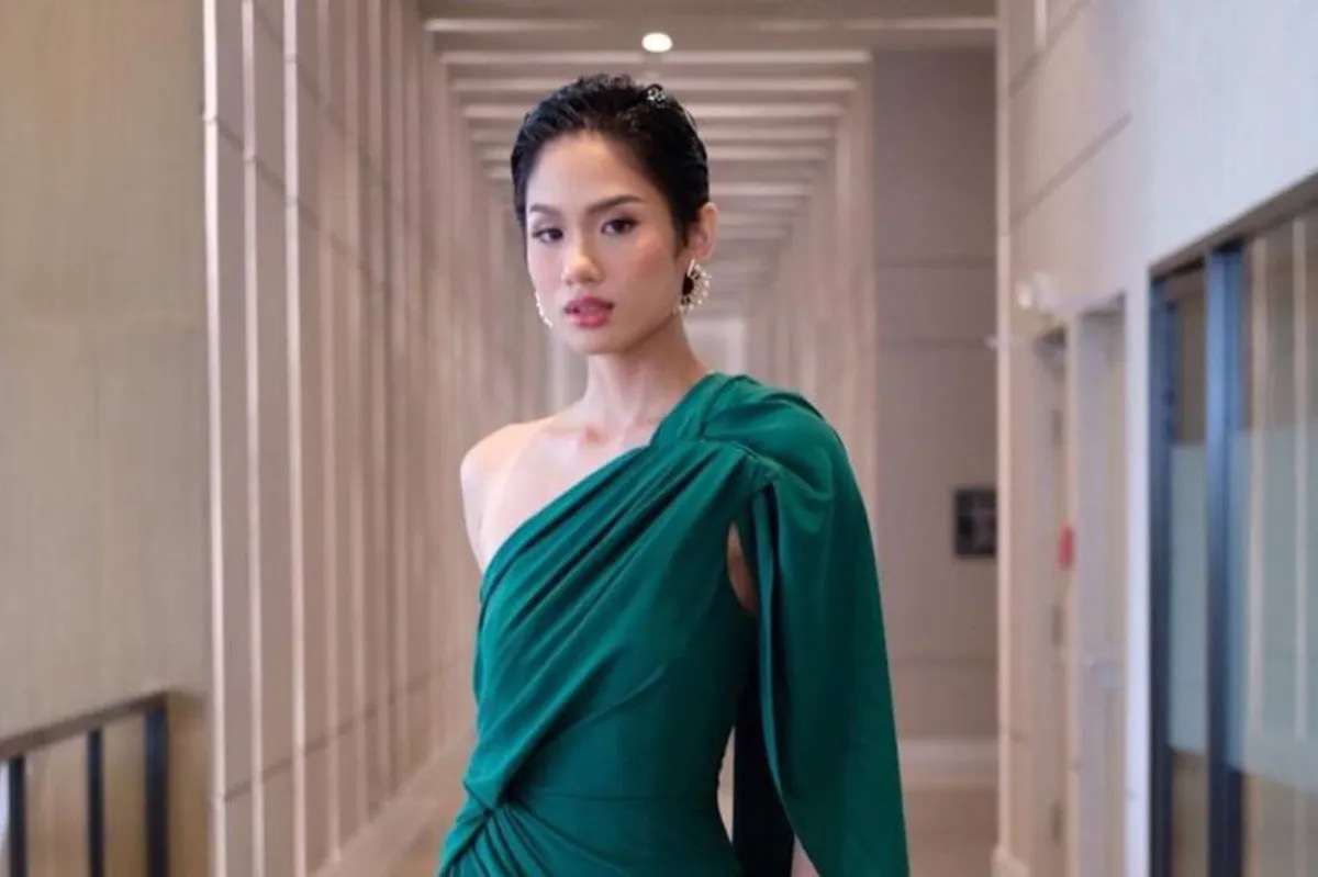'Mom on a mission' Clare Dacanay determined to chase Miss Universe PH ...
