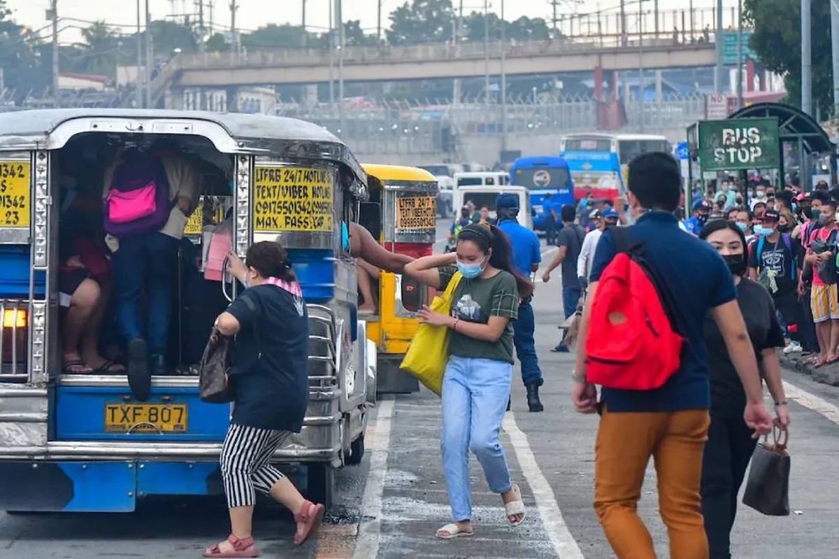 'Dapat mag-usap-usap muna': DOTr chief appeals to transport groups to ...