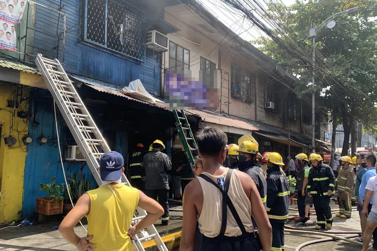 Sunog sumiklab sa apartment sa Maynila; klase sa kalapit na eskuwela sinuspinde | ABS-CBN News