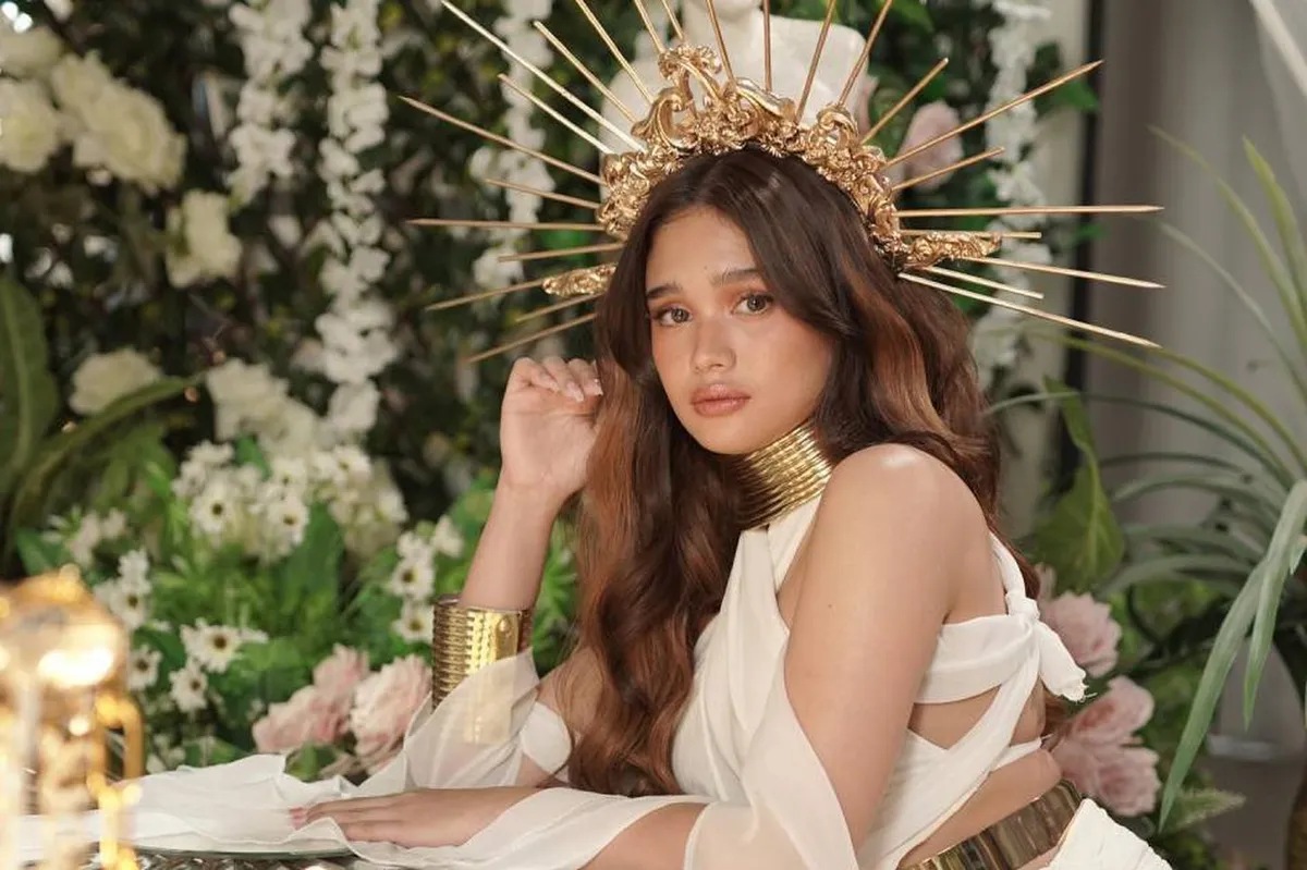 LOOK: Criza Taa marks 18th birthday with shoot | ABS-CBN Entertainment
