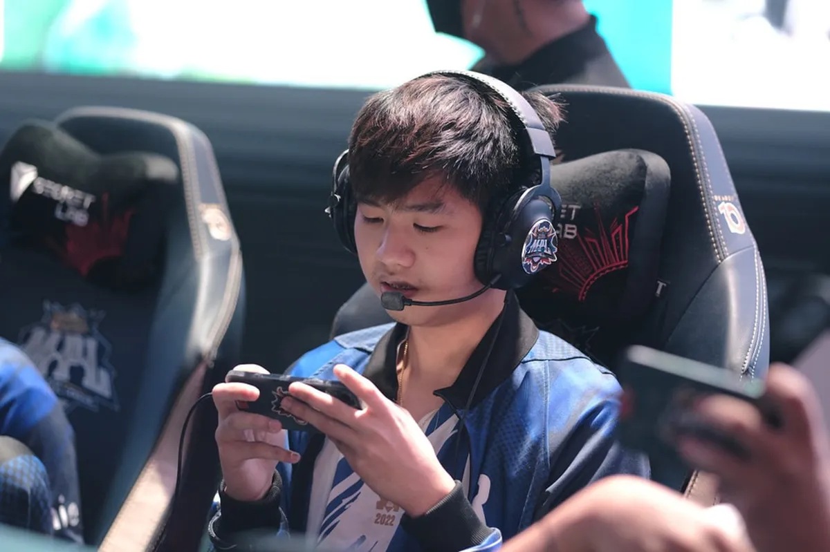 MPL Season 10: Demonkite's 'Savage' lifts RSG past TNC | ABS-CBN Sports