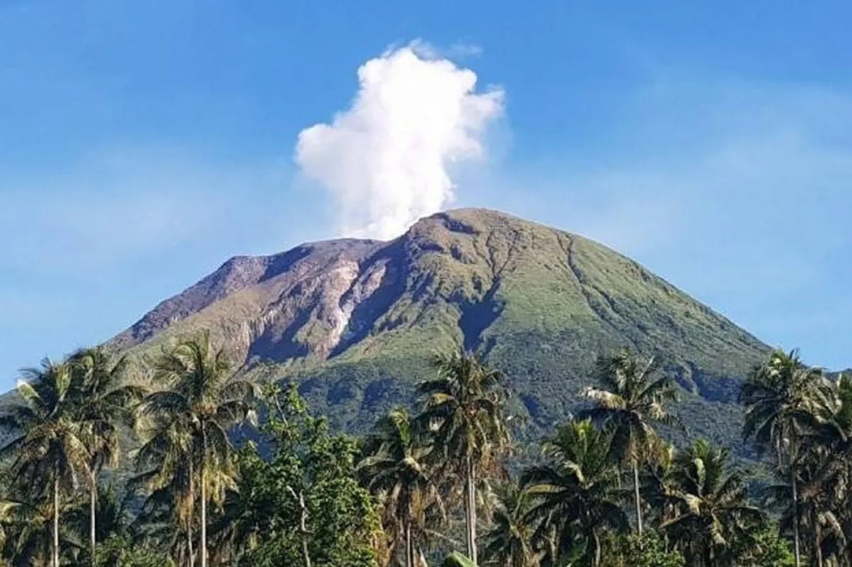 Bulusan Volcano status raised to Alert Level 1: Phivolcs | ABS-CBN News