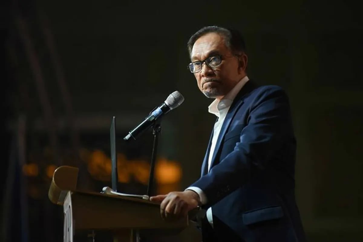 Opposition leader Anwar named Malaysia PM: Palace | ABS-CBN