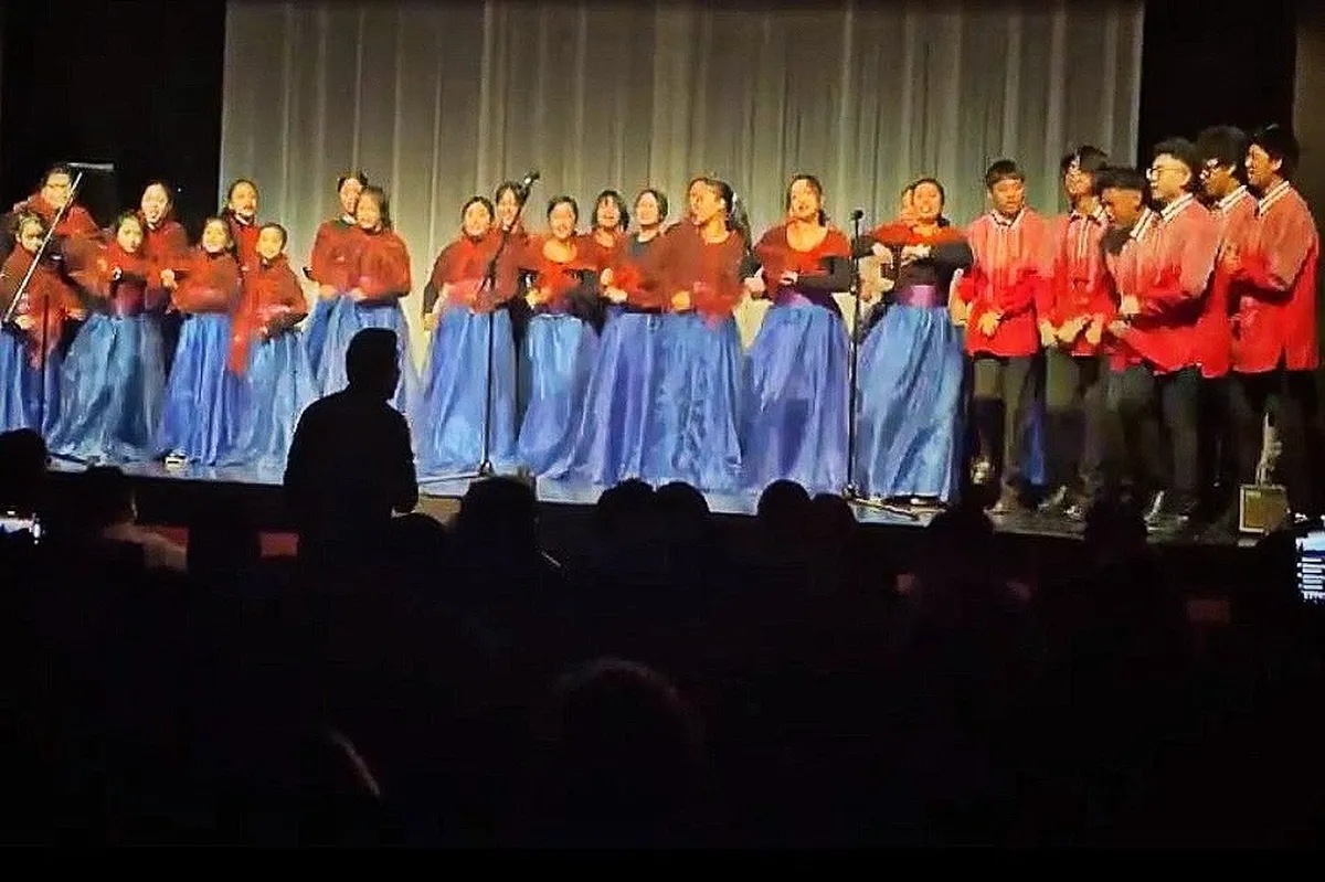 TINGNAN: Coro Kudyapi nagbigay pugay sa unang Pinoy migrants sa ...