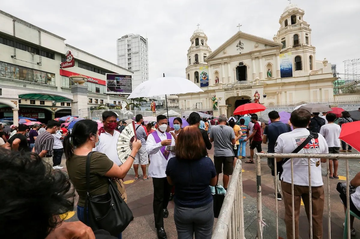 Bishops call on Catholics: Attend Sunday Masses in person | ABS-CBN News