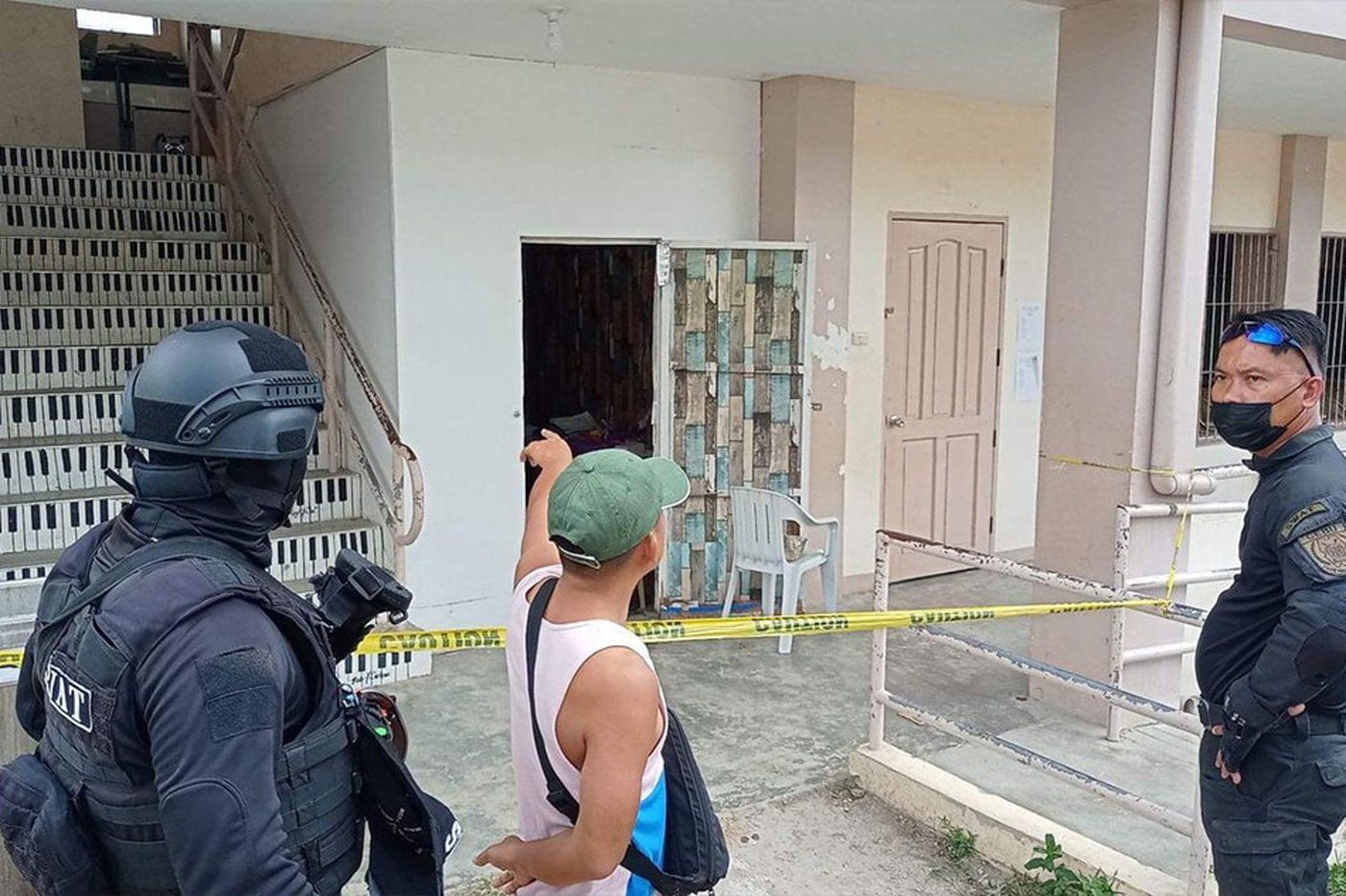 Guro natagpuang patay sa loob ng paaralan sa Cebu | ABS-CBN News Guro natagpuang patay sa loob ng paaralan sa Cebu | ABS-CBN News