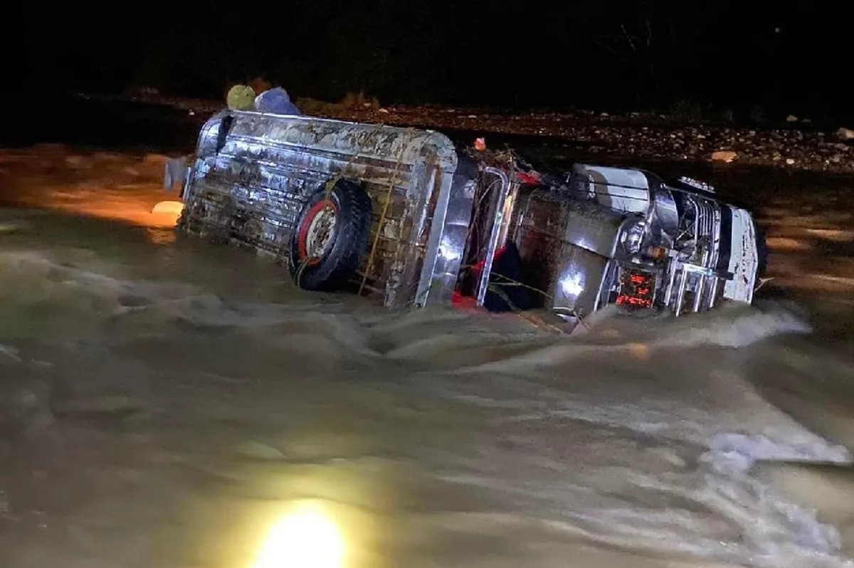 Trahedya sa jeep sa Tanay, inilarawan ng mga survivor, nagligtas | ABS ...