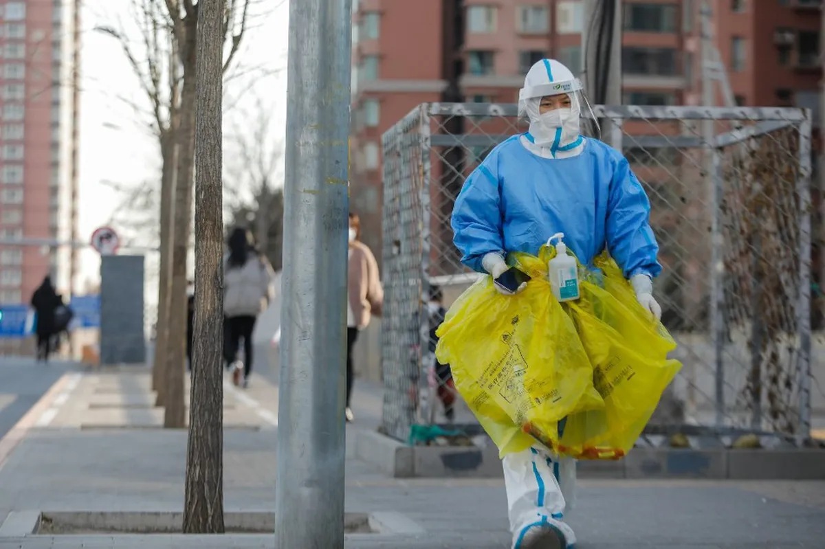 Life with COVID-19, once taboo, goes viral in China | ABS-CBN