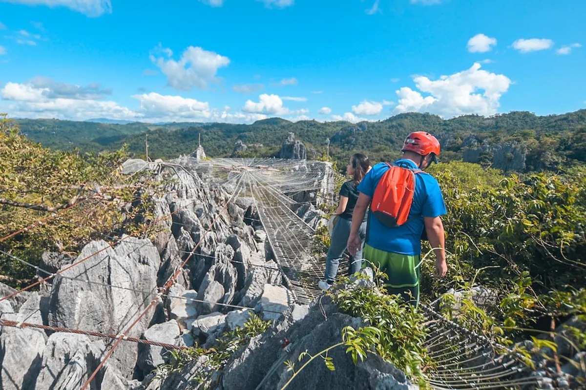 Mga opisyal ng DILG at DENR, ininspeksyon ang Masungi Georeserve | ABS ... Mga opisyal ng DILG at DENR, ininspeksyon ang Masungi Georeserve | ABS ...