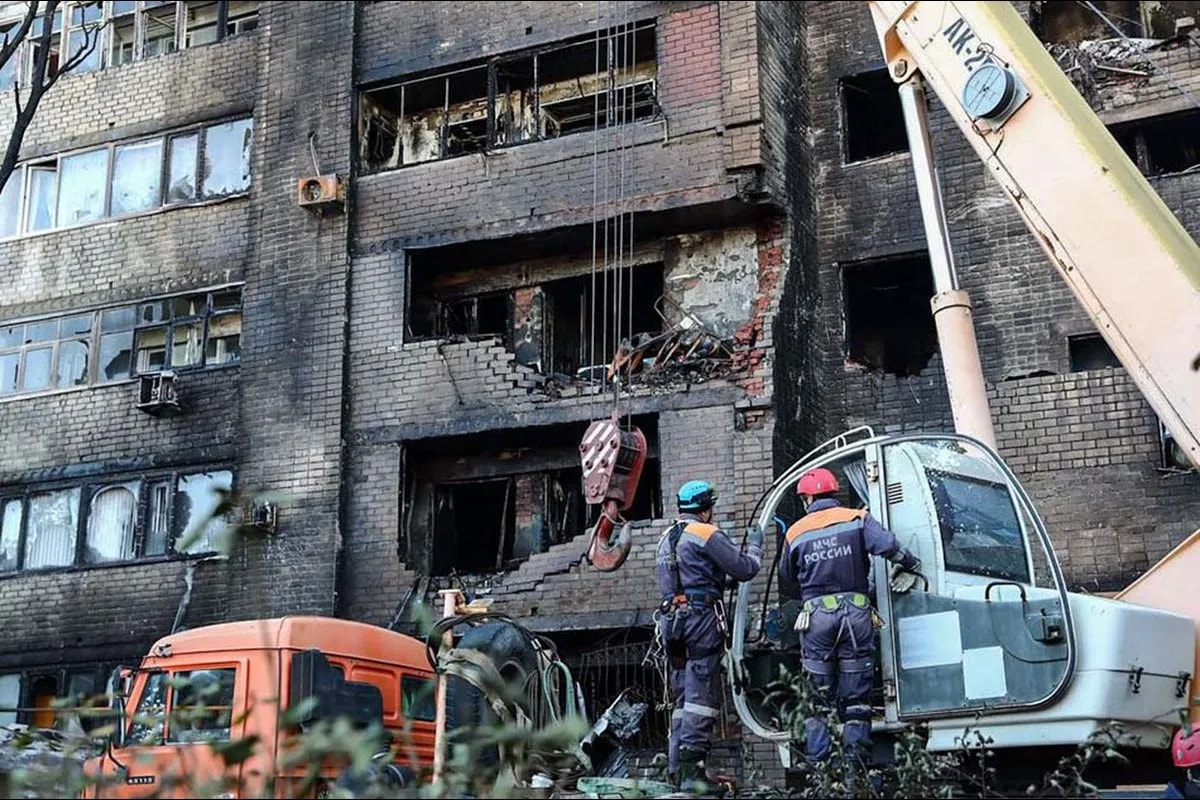 Russian jet crash kills at least 13, including children | ABS-CBN
