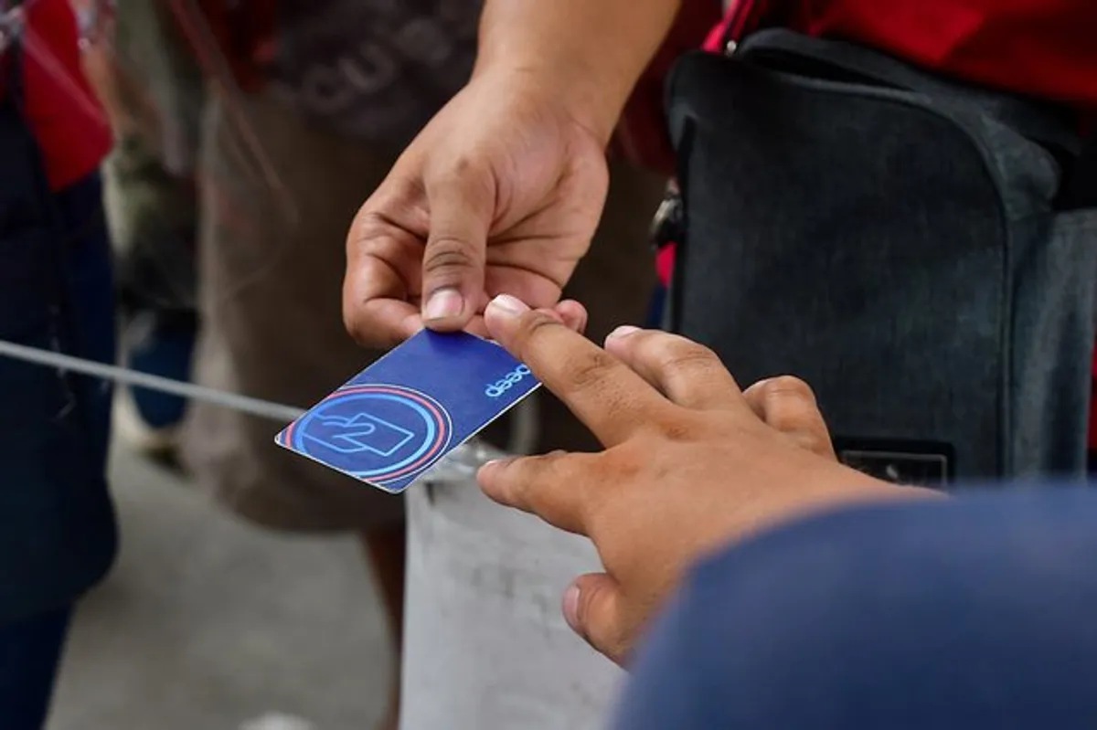 Commuters can now reload Beep cards at M Lhuiller branches | ABS-CBN News