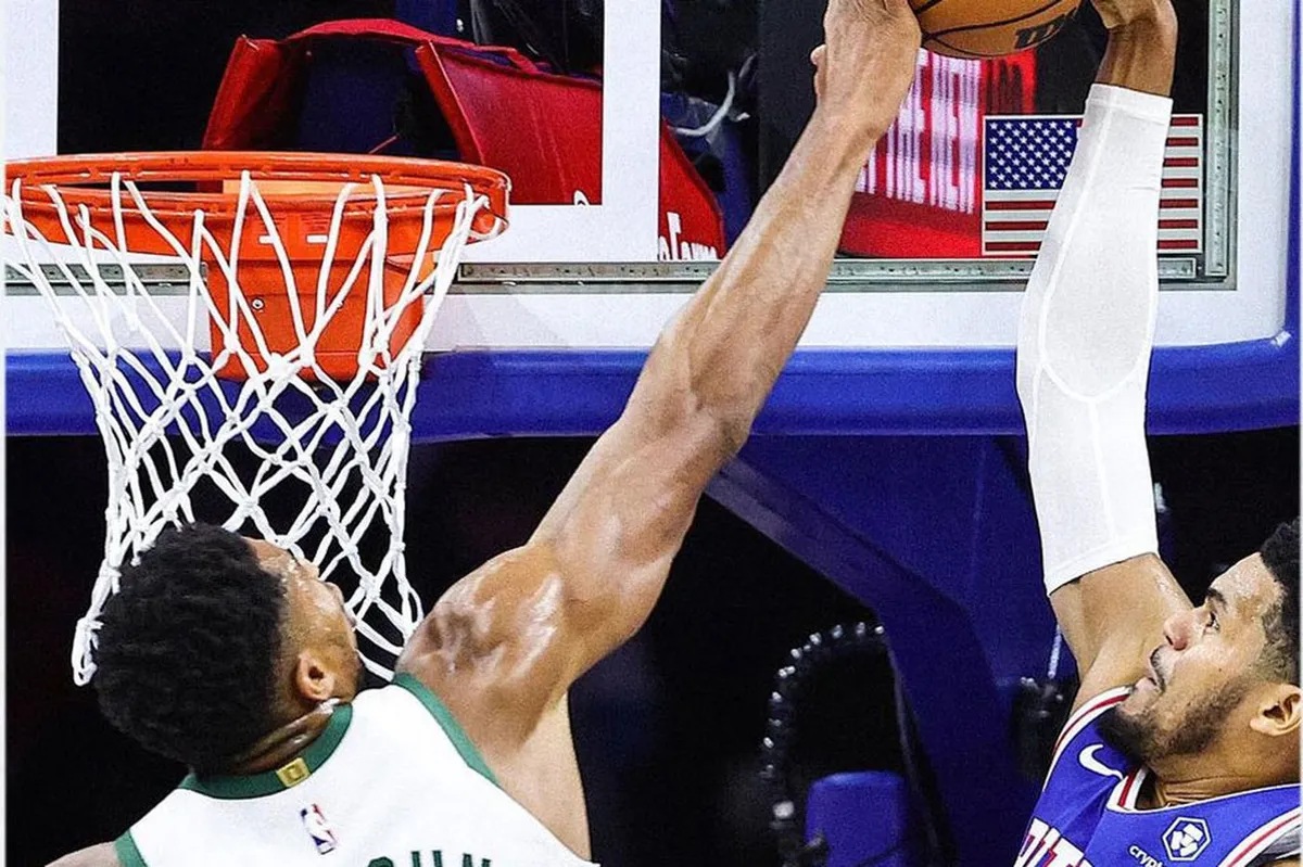 Bucks hold off 76ers to open NBA campaign with a win | ABS-CBN Sports