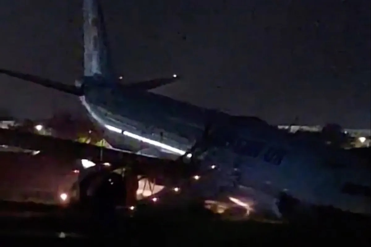 Plane overshoots runway at Mactan Cebu International Airport | ABS-CBN News