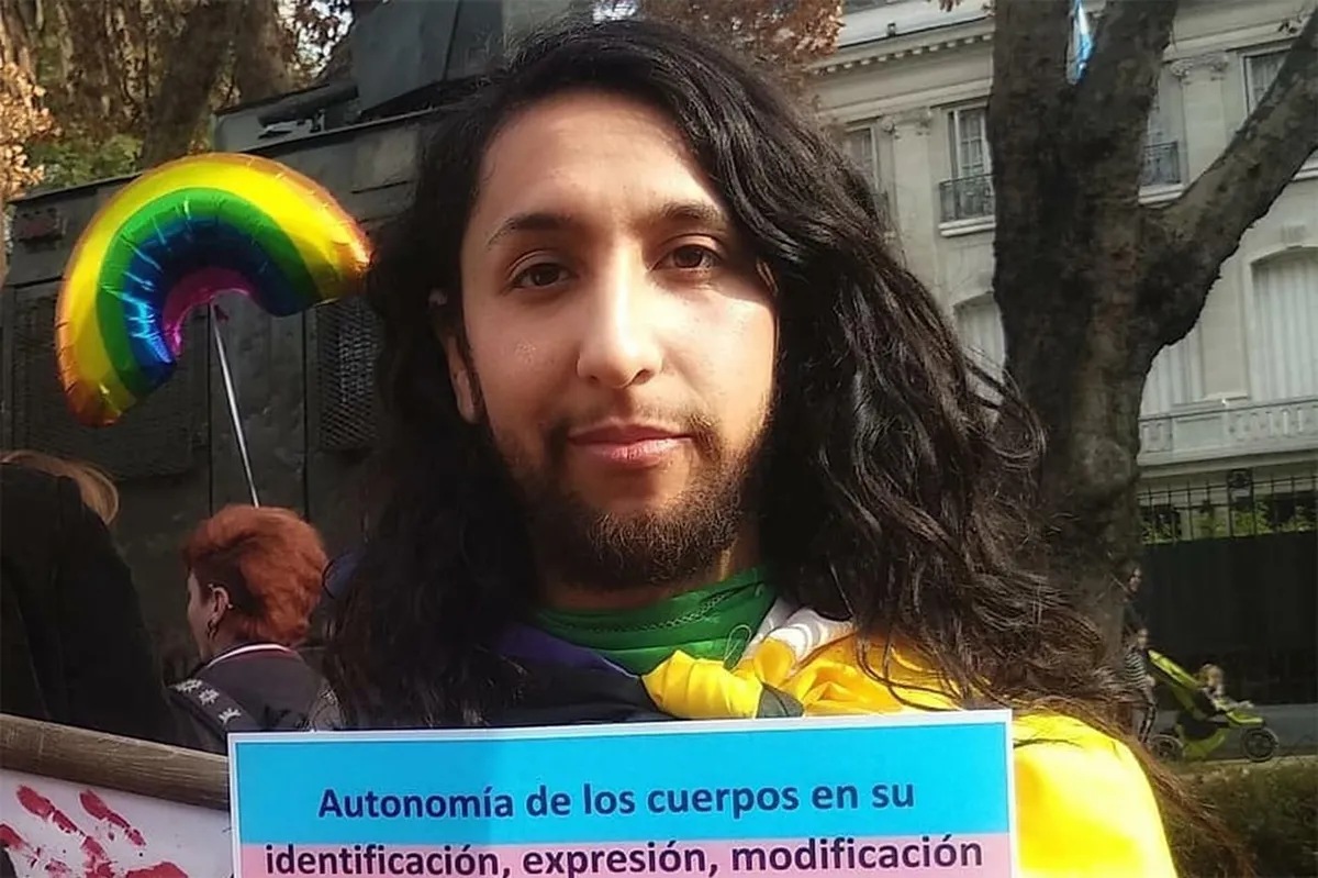 Gender: X - Proud owner of Chile's first non-binary ID card | ABS-CBN ...