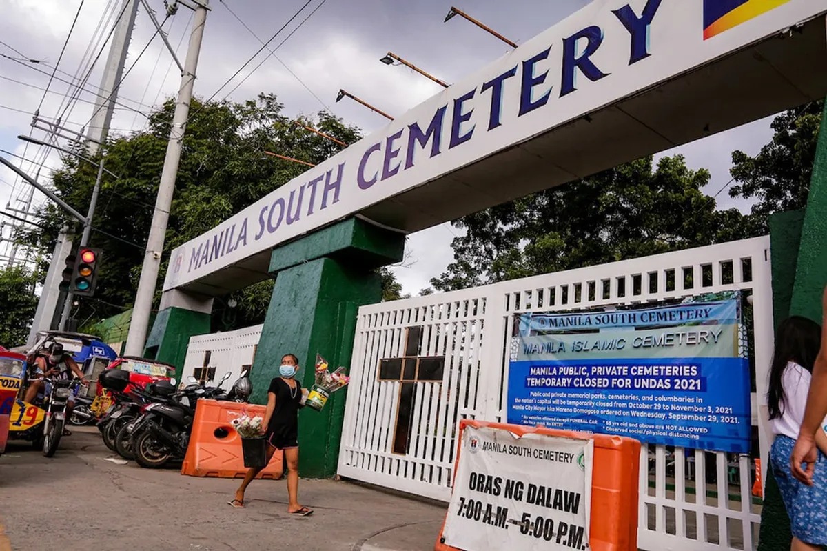 Undas 2022: Manila South Cemetery visitors allowed only until 5 p.m ...