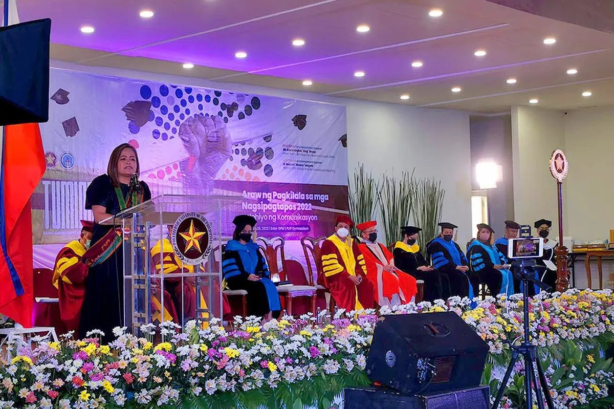 ABS-CBN News chief tells PUP comm grads to prepare vs trolls, bashers ...