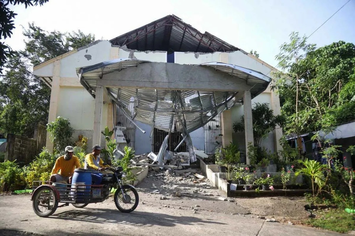 Earthquake aftermath in Marcos, Ilocos Norte | ABS-CBN News