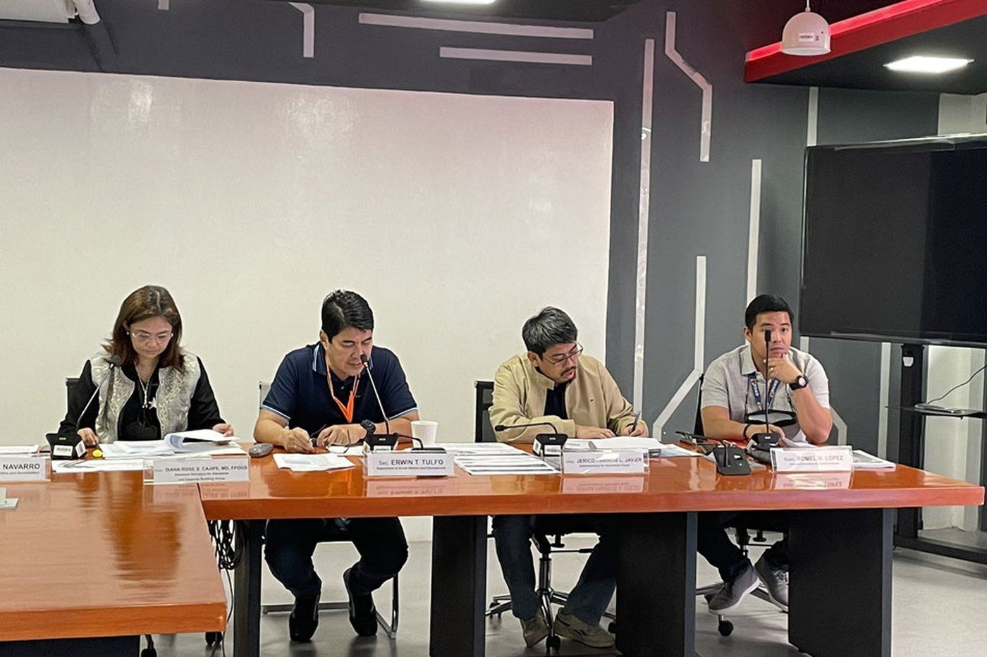 Tulfo cancels leaves, long weekend plans of DSWD employees for Paeng ...