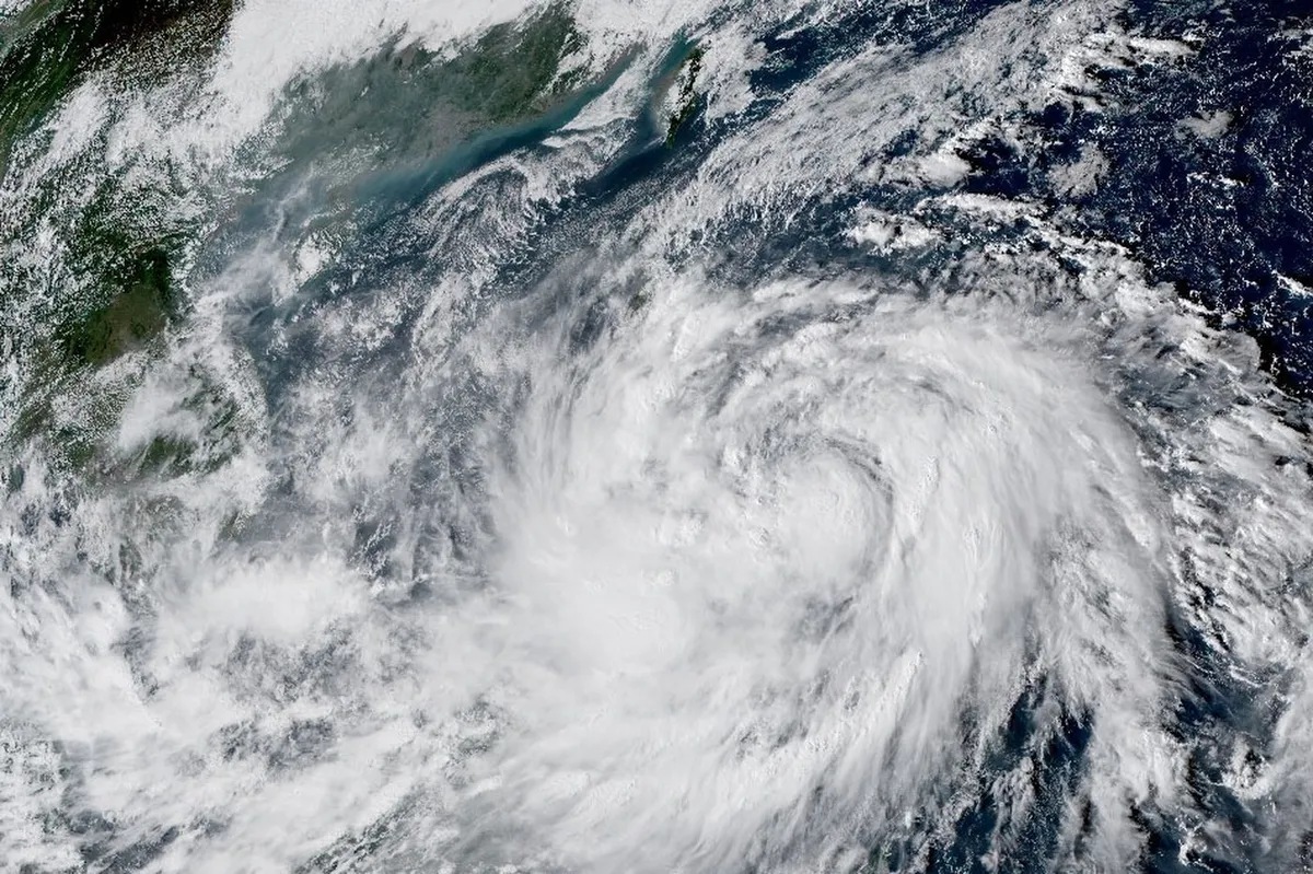 Storm surge warning up in parts of Luzon, Visayas due to Paeng: PAGASA ...